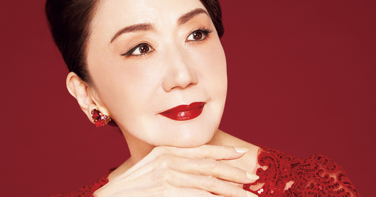 【岩下志麻さん 82歳】メナードの顔になって51年!「人生に欠かせない」と語る愛用コスメは? 美st Online