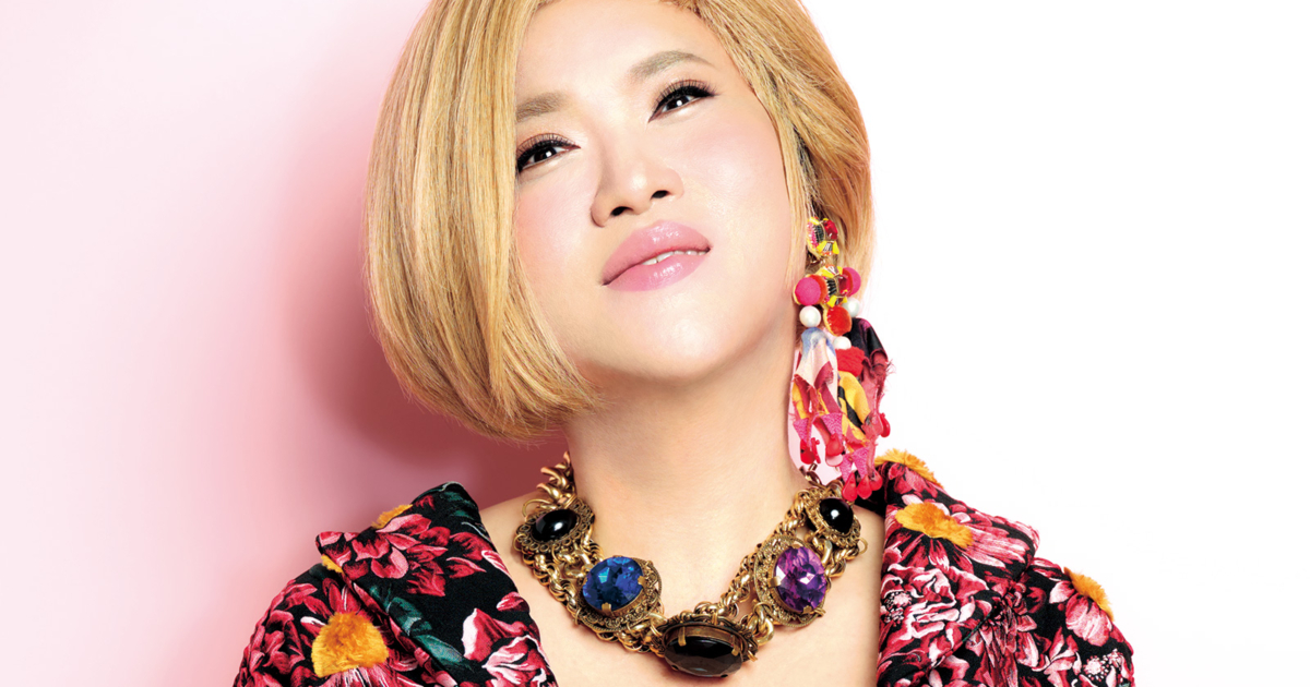 IKKOさん（61歳）が落ち込んだときは…「口角をあげれば脳は幸せだと勘違いしてくれます（笑）」 | 美ST ONLINE